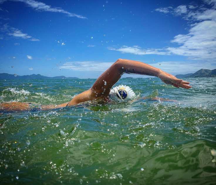 Thais Xavier e Diego Rodrigues triunfam na Ultra do Itapanhaú - Swimchannel